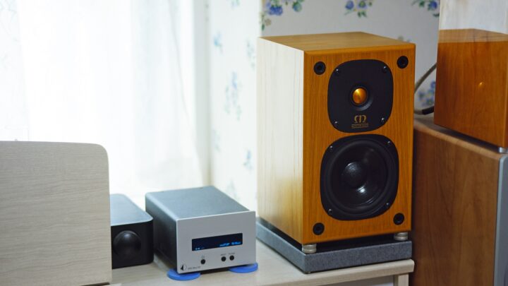 Monitor Audio Monitor 1 “Gold” (Monitor One) 古き善き英国製超小型スピーカーを入手しました ...