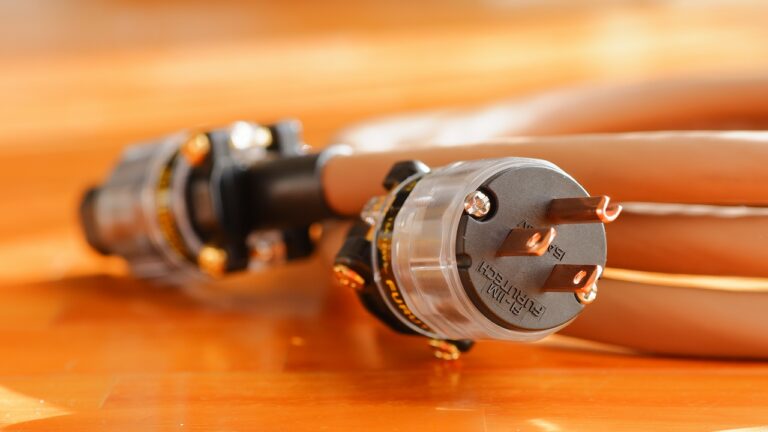 プリメインアンプのヒューズをISOCLEAN POWER FUSEに交換してみました♪ | 箱庭的ピュアオーディオシステムの薦め AUDIO ...